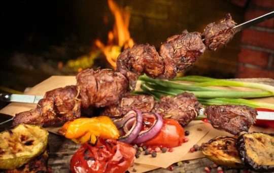 What to Serve with Kabobs? 15 Authentic Greek Side Dishes