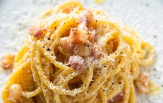 What Does Carbonara Taste Like? Exploring the Flavor